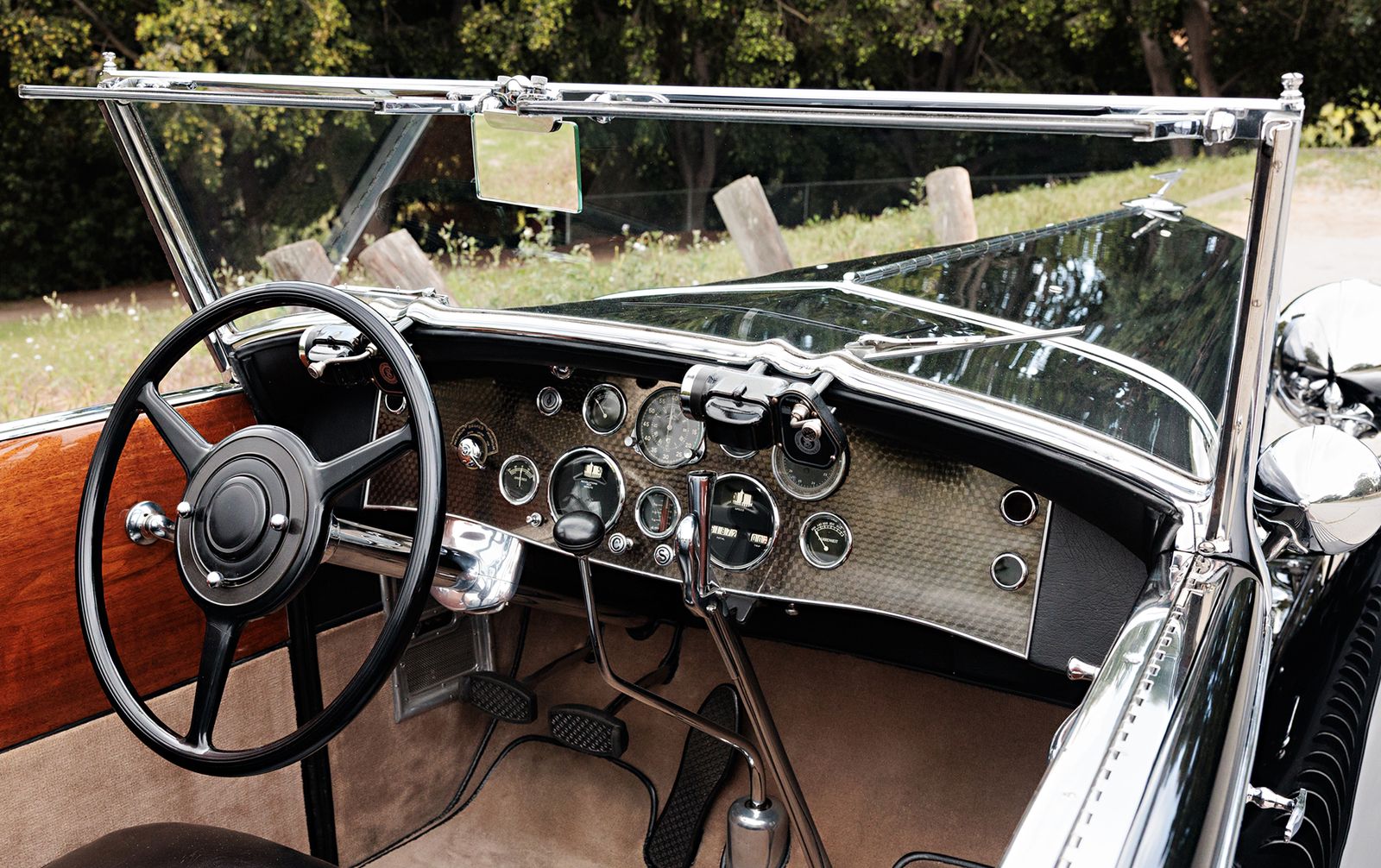 1934 Duesenberg Model J Disappearing-Top Convertible Coupe | Gooding ...