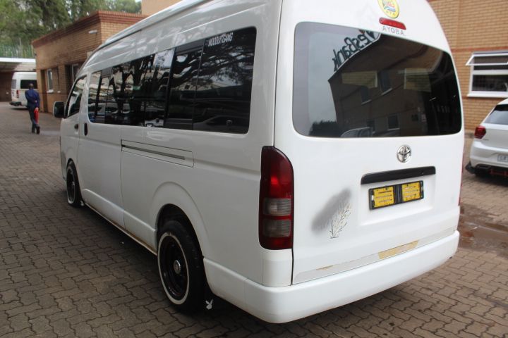 2021 TOYOTA QUANTUM/HIACE 2.5 D-4D SESFIKILE 16S | Wesbank