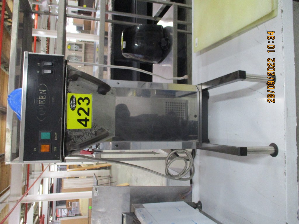 423 - 1 X QUEEN COFFEE MACHINE .. CONDITION: PLUS 15% VAT & 10% BUYERS ...