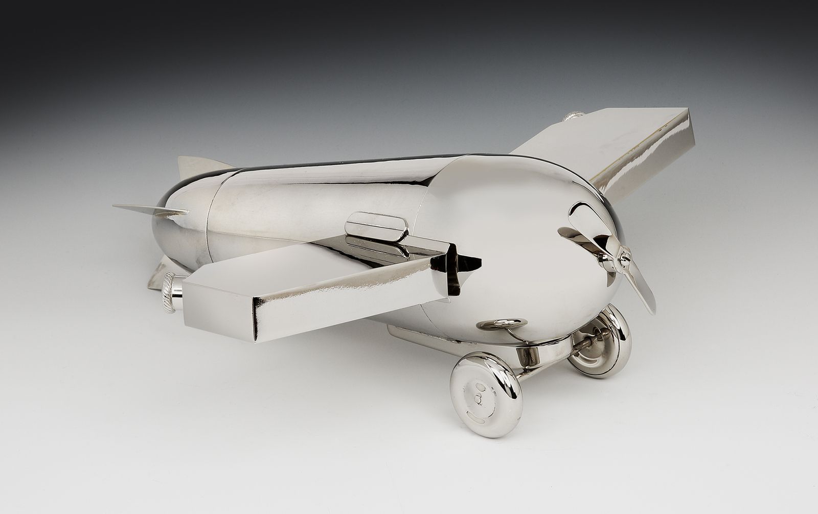 A Very Rare Zeppelin Airship Cocktail Shaker Set, 1930s | Gooding ...