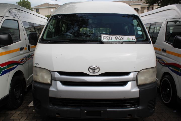 2021 TOYOTA QUANTUM/HIACE 2.5 D-4D SESFIKILE 16S | Wesbank