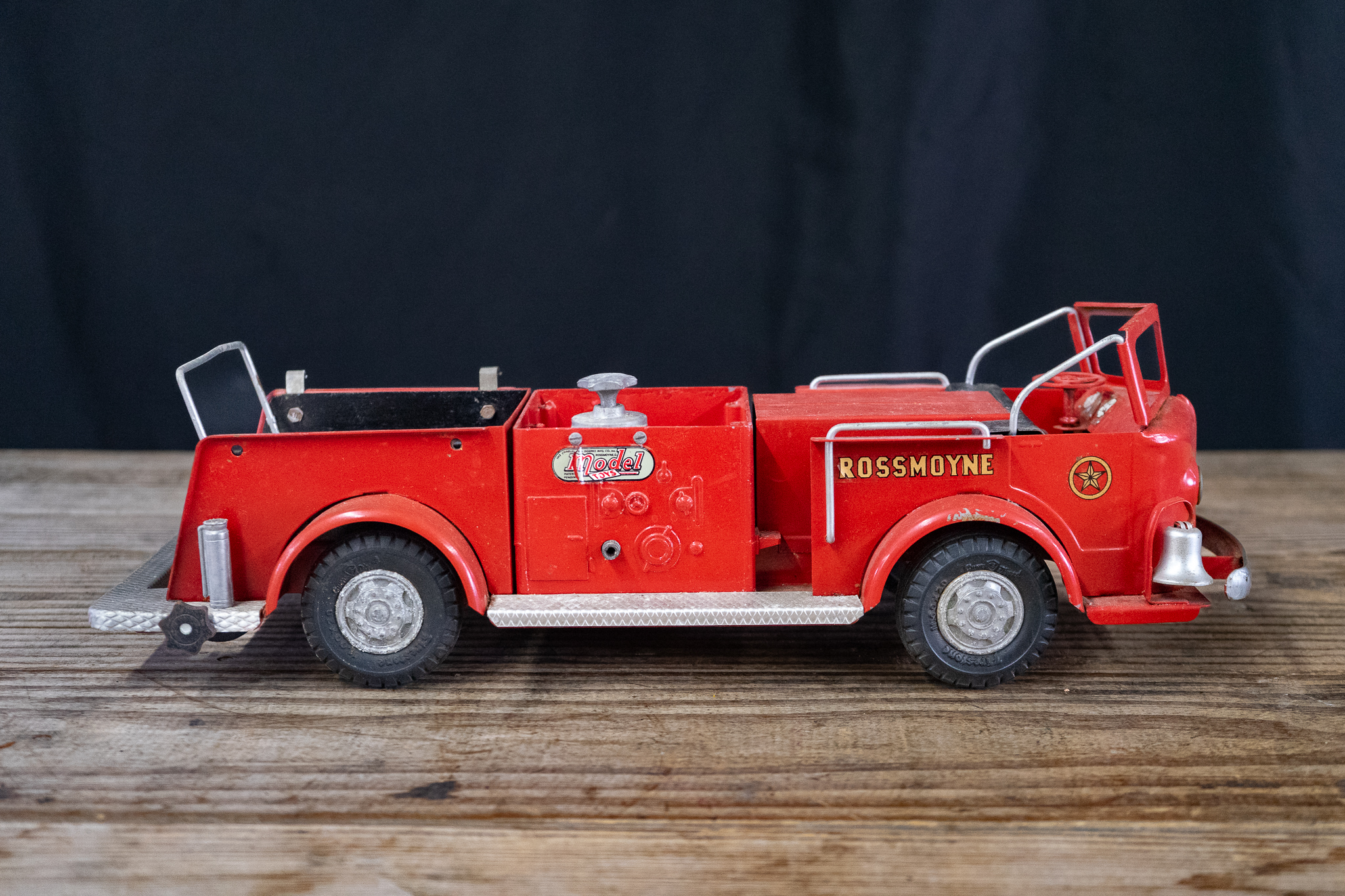 1950s Doepke Model Toys Rossmoyne Pumper Fire Truck | Harritt Group, Inc