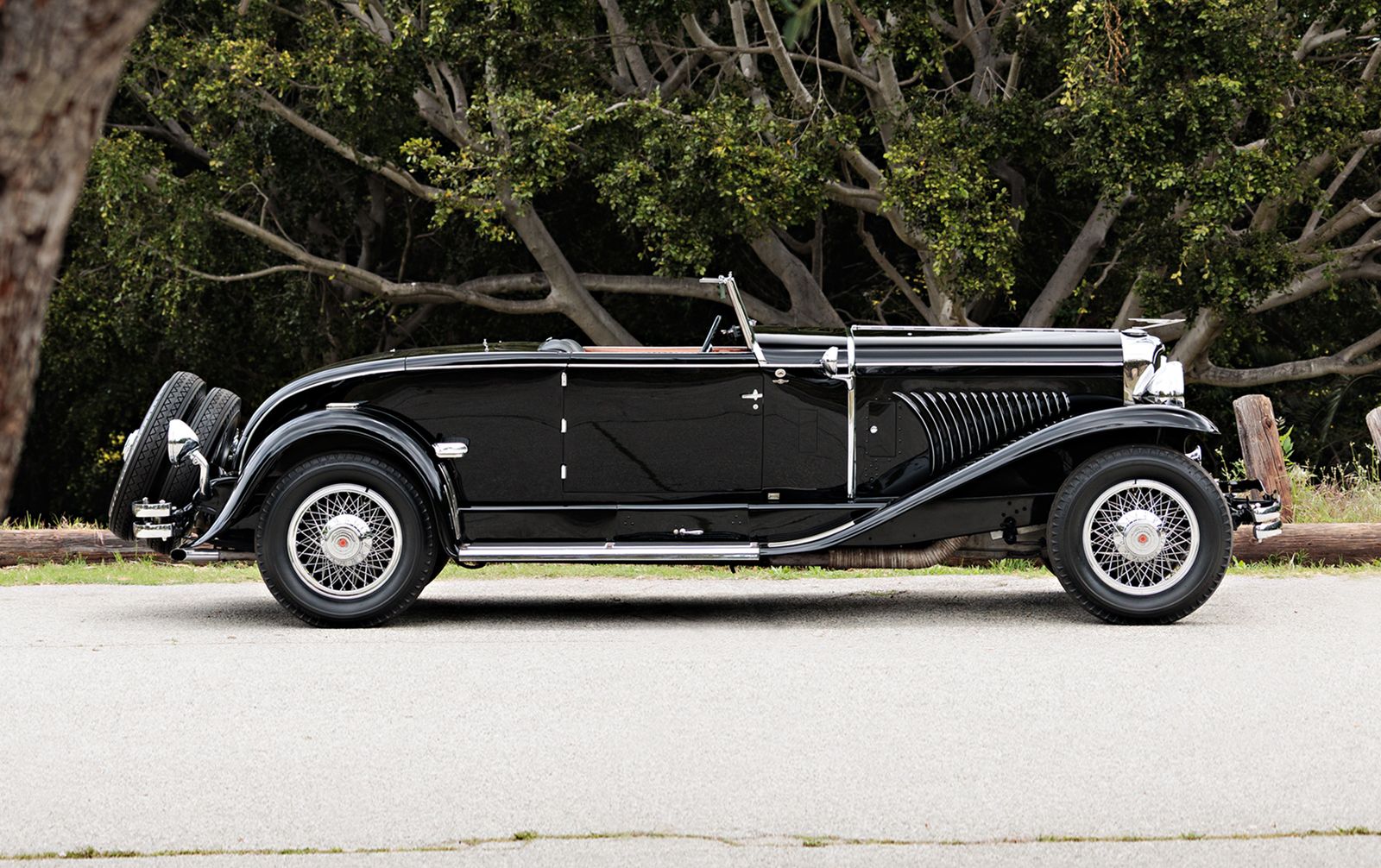 1934 Duesenberg Model J Disappearing-Top Convertible Coupe | Gooding ...