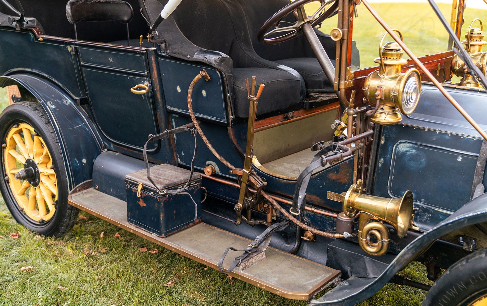 1910 Packard Model 30 Seven-Passenger Touring | Gooding Christie's